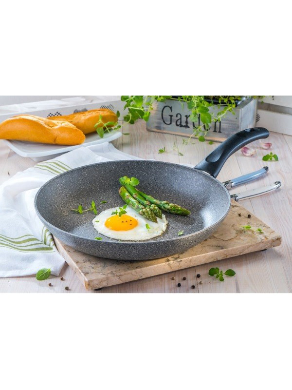 Ibs Bookstore Ferrara Pan